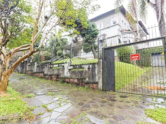 Casa / Sobrado para Locação em Porto Alegre/RS Cristal 5 Quartos