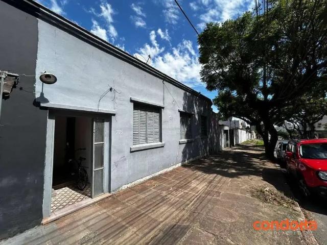 Casa / Sobrado para Locação em Porto Alegre/RS Cristal 3 Quartos