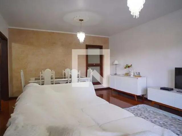 Casa / Sobrado para Locação em Porto Alegre/RS Cristo Redentor 3 Quartos