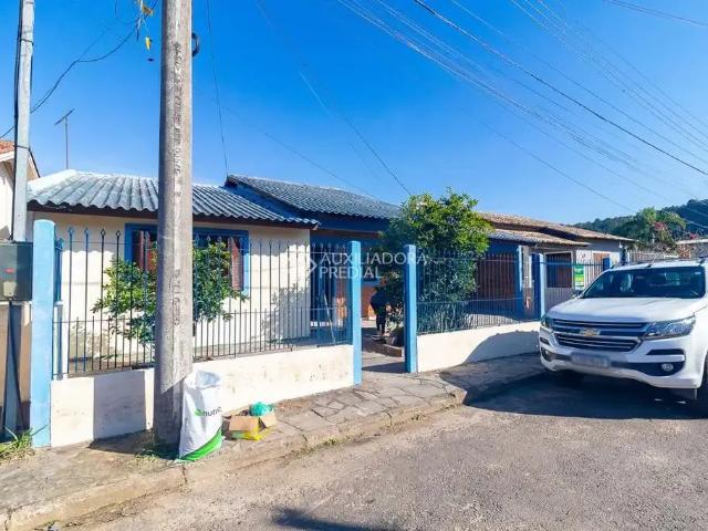 Casa / Sobrado para Locação em Porto Alegre/RS Aberta dos Morros 3 Quartos
