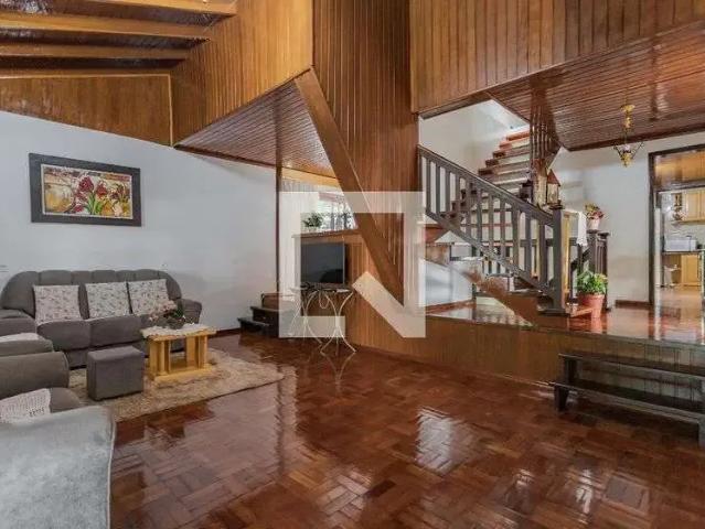 Casa / Sobrado para Locação em Porto Alegre/RS Alto Petrópolis 4 Quartos