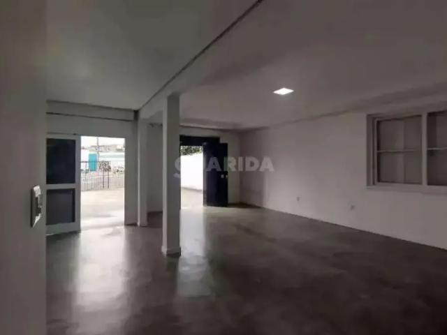 Casa / Sobrado para Locação em Porto Alegre/RS Azenha 5 Quartos