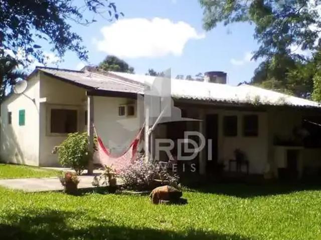 Casa / Sobrado para Locação em Porto Alegre/RS Belém Novo 4 Quartos