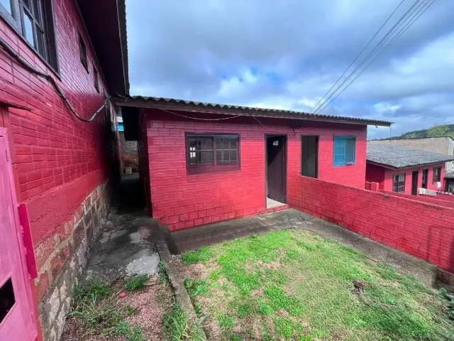 Casa / Sobrado para Locação em Porto Alegre/RS Belém Velho 1 Quartos