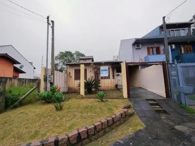 Casa / Sobrado para Locação em Porto Alegre/RS Guarujá 2 Quartos