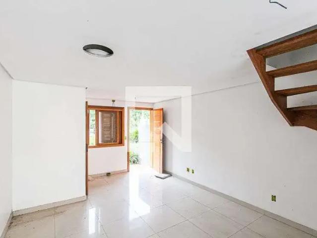 Casa / Sobrado para Locação em Porto Alegre/RS Guarujá 3 Quartos