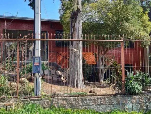 Casa / Sobrado para Locação em Porto Alegre/RS Espírito Santo 3 Quartos