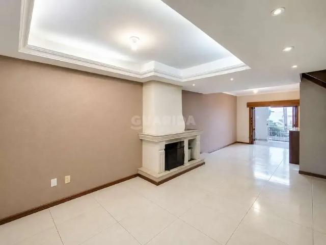 Casa / Sobrado para Locação em Porto Alegre/RS Espírito Santo 3 Quartos