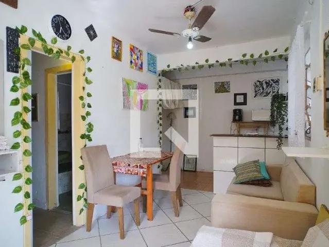 Casa / Sobrado para Locação em Porto Alegre/RS Farrapos 1 Quartos