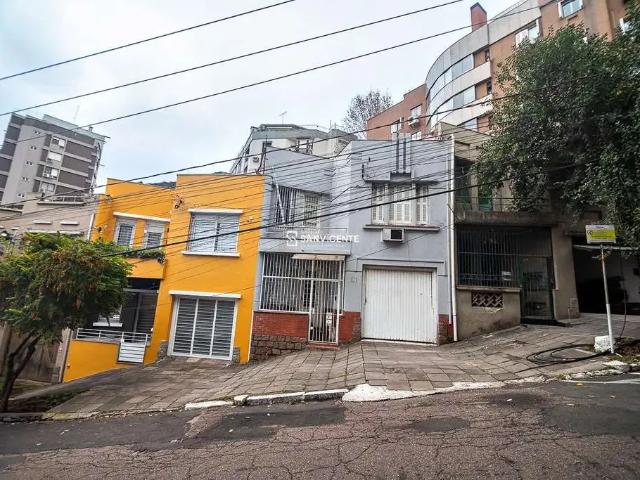 Casa / Sobrado para Locação em Porto Alegre/RS Floresta 3 Quartos