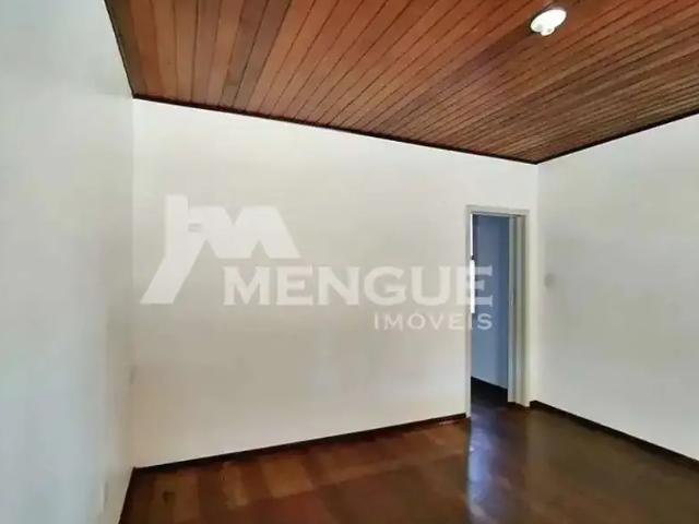 Casa / Sobrado para Locação em Porto Alegre/RS Floresta 2 Quartos