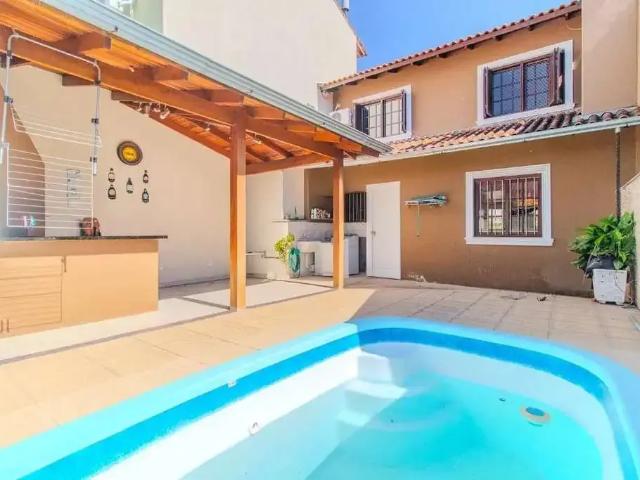 Casa / Sobrado para Locação em Porto Alegre/RS Hípica 3 Quartos