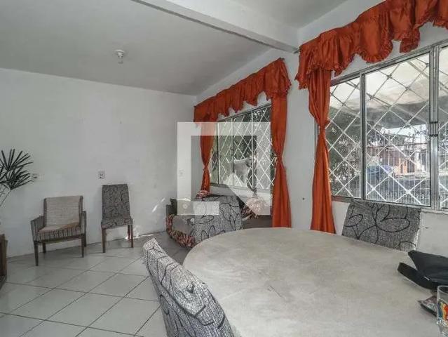 Casa / Sobrado para Locação em Porto Alegre/RS Humaitá 4 Quartos