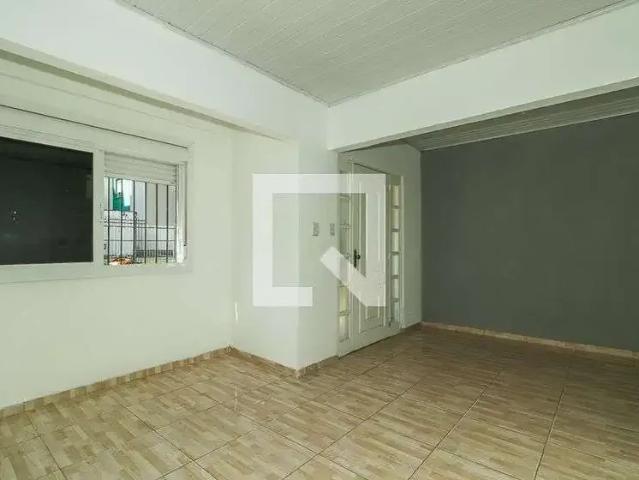 Casa / Sobrado para Locação em Porto Alegre/RS Humaitá 2 Quartos