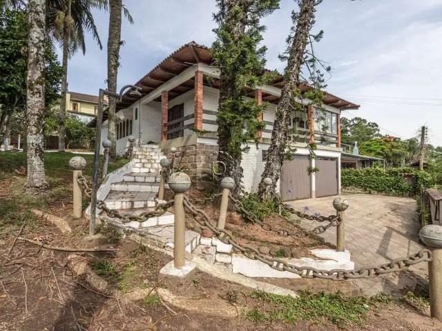 Casa / Sobrado para Locação em Porto Alegre/RS Ipanema 2 Quartos