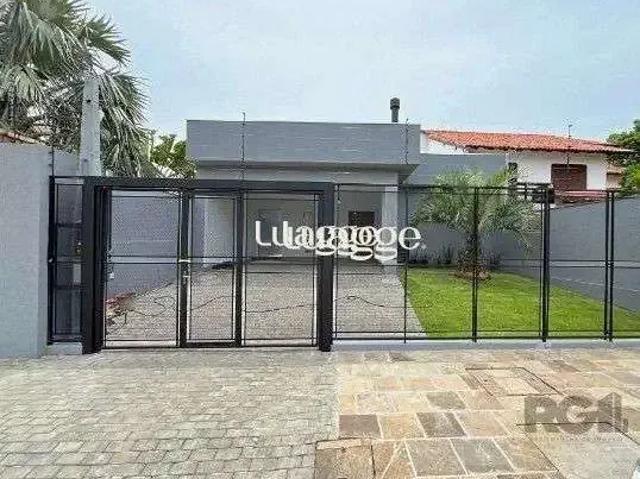 Casa / Sobrado para Locação em Porto Alegre/RS Ipanema 3 Quartos