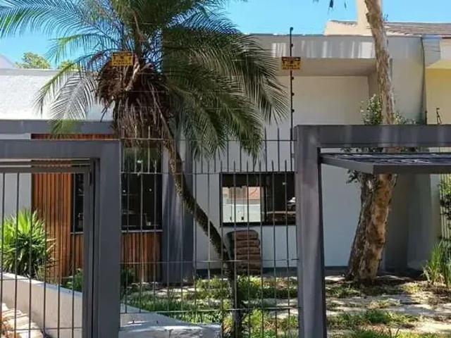 Casa / Sobrado para Locação em Porto Alegre/RS Ipanema 3 Quartos