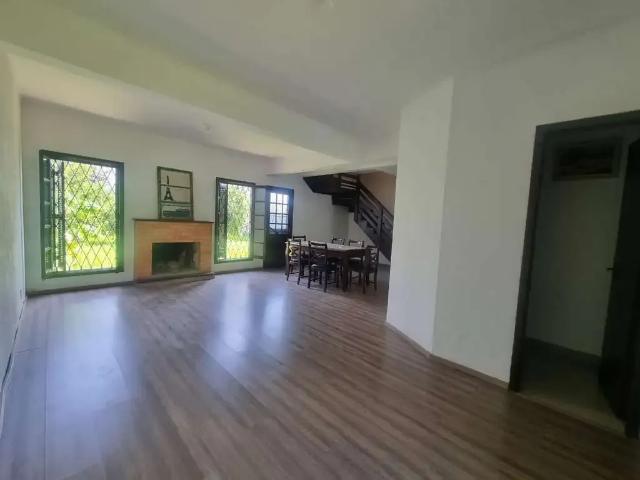 Casa / Sobrado para Locação em Porto Alegre/RS Ipanema 3 Quartos