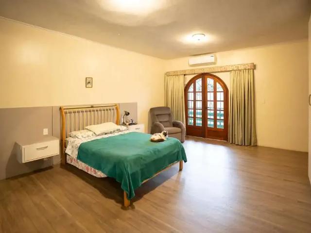 Casa / Sobrado para Locação em Porto Alegre/RS Ipanema 3 Quartos