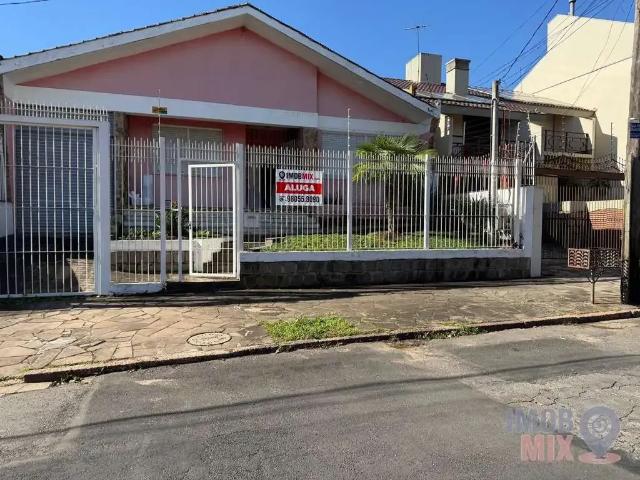 Casa / Sobrado para Locação em Porto Alegre/RS Jardim Itu Sabará 3 Quartos