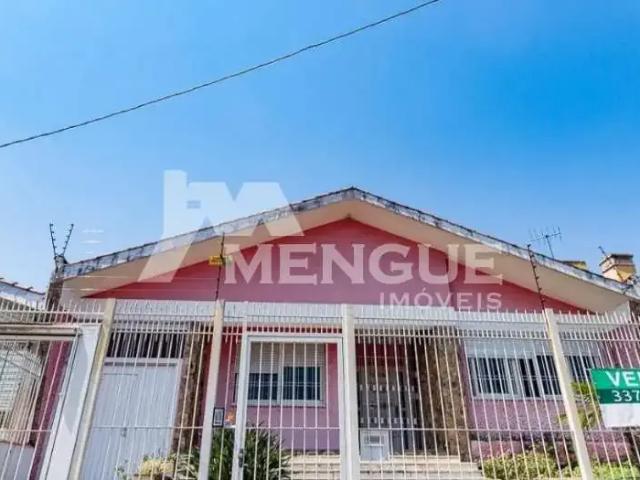 Casa / Sobrado para Locação em Porto Alegre/RS Jardim Itu Sabará 3 Quartos
