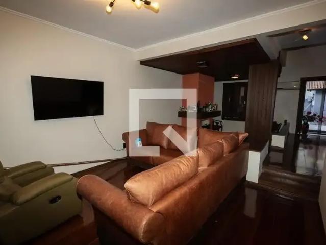 Casa / Sobrado para Locação em Porto Alegre/RS Jardim Itu Sabará 4 Quartos