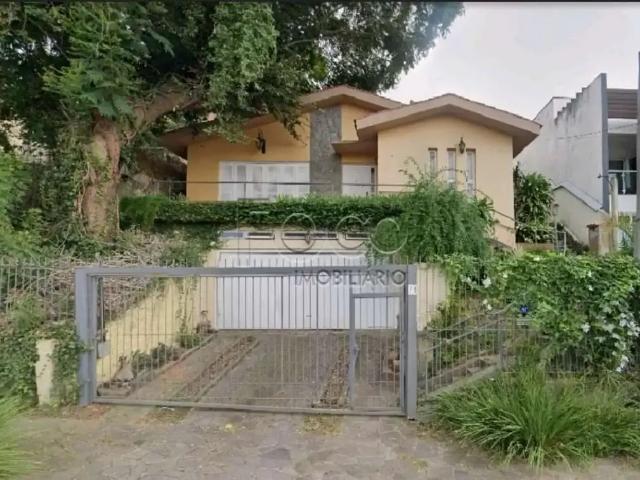 Casa / Sobrado para Locação em Porto Alegre/RS Jardim Itu Sabará 5 Quartos