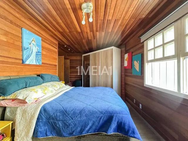 Casa / Sobrado para Locação em Porto Alegre/RS Jardim São Pedro 3 Quartos