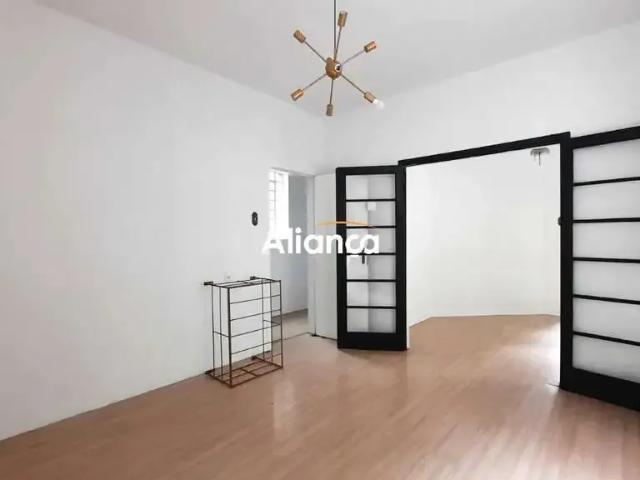 Casa / Sobrado para Locação em Porto Alegre/RS Moinhos de Vento 4 Quartos