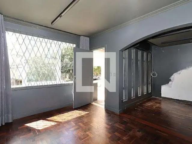 Casa / Sobrado para Locação em Porto Alegre/RS Mont Serrat 3 Quartos