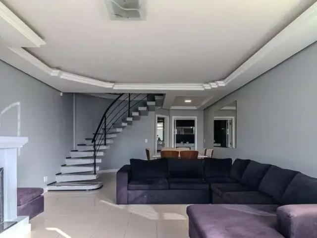 Casa / Sobrado para Locação em Porto Alegre/RS Morro Santana 3 Quartos