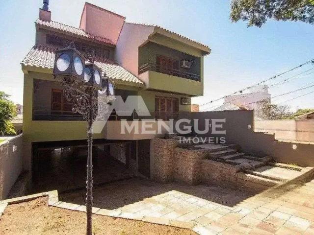 Casa / Sobrado para Locação em Porto Alegre/RS Morro Santana 3 Quartos