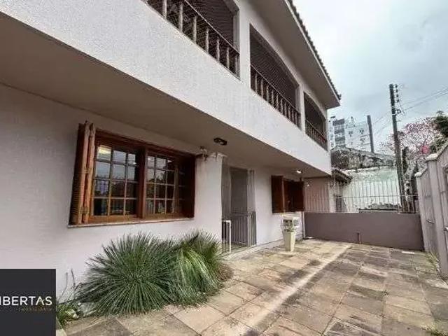 Casa / Sobrado para Locação em Porto Alegre/RS Medianeira 4 Quartos