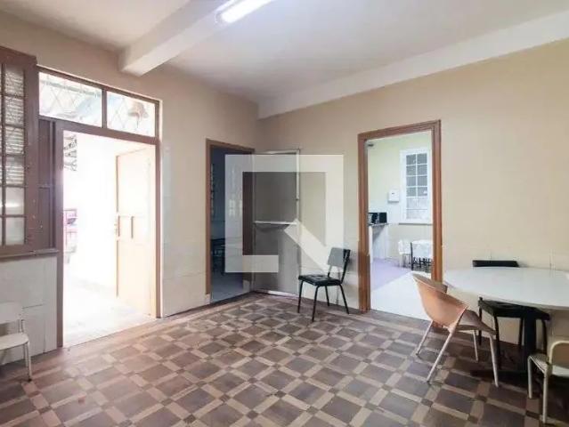 Casa / Sobrado para Locação em Porto Alegre/RS Medianeira 7 Quartos