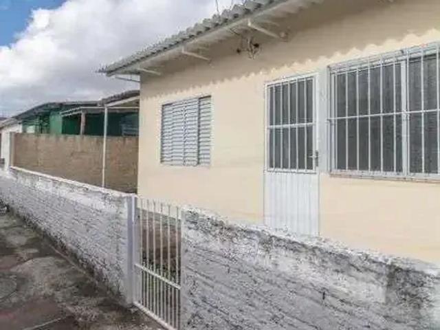 Casa / Sobrado para Locação em Porto Alegre/RS Medianeira 1 Quartos