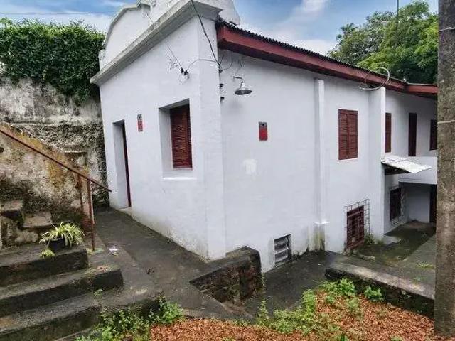 Casa / Sobrado para Locação em Porto Alegre/RS Medianeira 1 Quartos