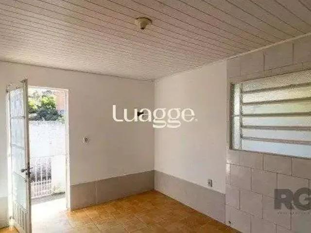 Casa / Sobrado para Locação em Porto Alegre/RS Medianeira 2 Quartos