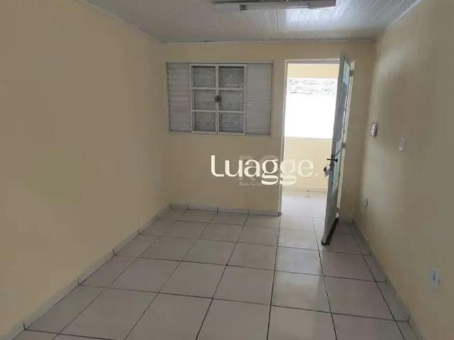 Casa / Sobrado para Locação em Porto Alegre/RS Medianeira 2 Quartos