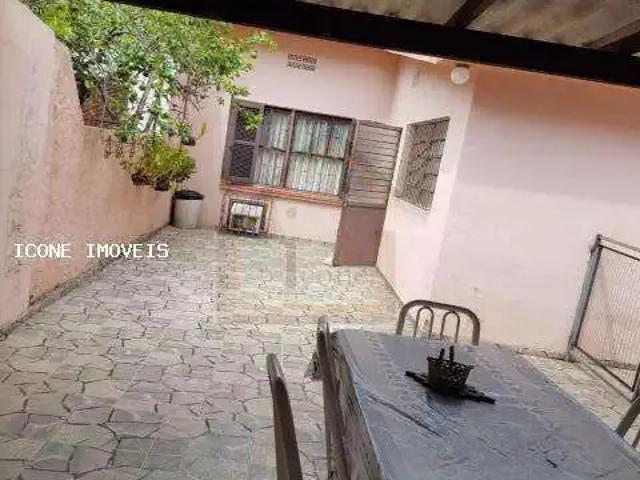 Casa / Sobrado para Locação em Porto Alegre/RS Nonoai 3 Quartos