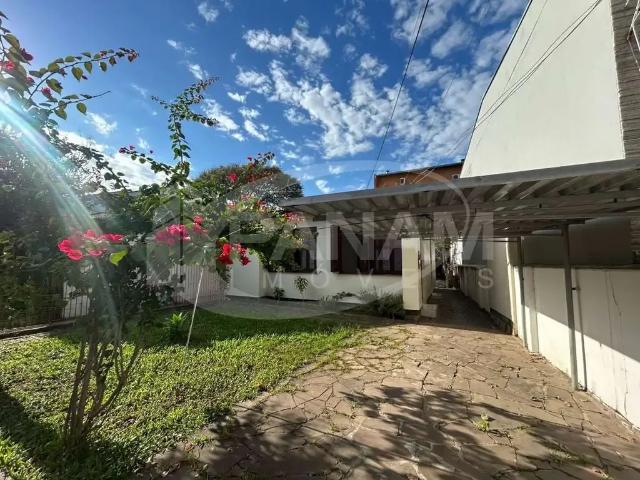Casa / Sobrado para Locação em Porto Alegre/RS Santa Maria Goretti 2 Quartos