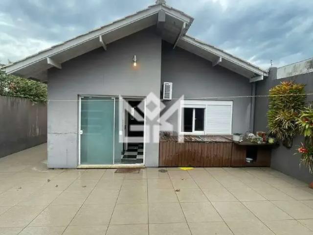 Casa / Sobrado para Locação em Porto Alegre/RS Santa Maria Goretti 2 Quartos