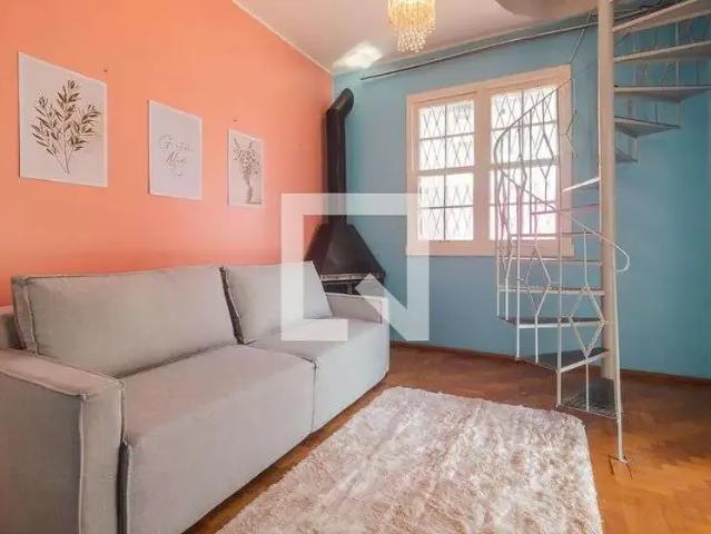 Casa / Sobrado para Locação em Porto Alegre/RS Santa Tereza 4 Quartos