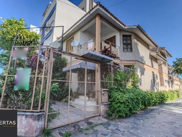 Casa / Sobrado para Locação em Porto Alegre/RS Santana 9 Quartos