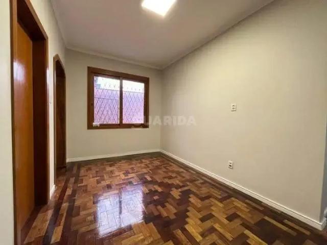 Casa / Sobrado para Locação em Porto Alegre/RS Santana 2 Quartos