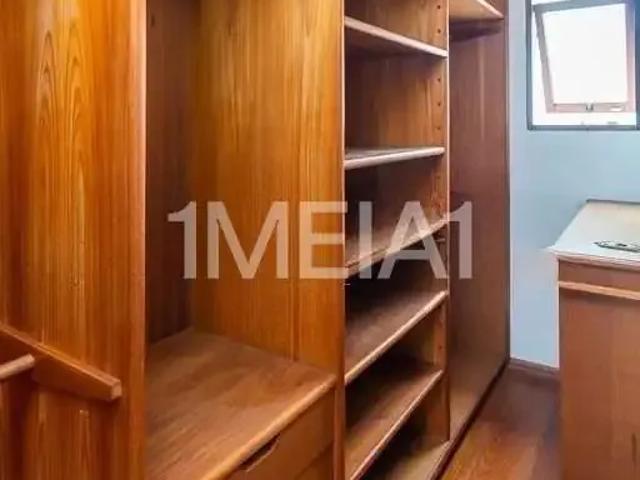 Casa / Sobrado para Locação em Porto Alegre/RS Santana 3 Quartos