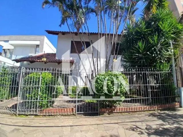 Casa / Sobrado para Locação em Porto Alegre/RS Santana 3 Quartos