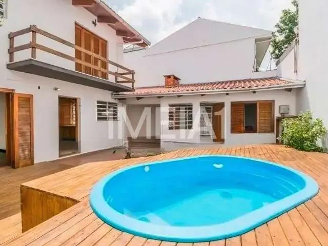 Casa / Sobrado para Locação em Porto Alegre/RS Santana 3 Quartos