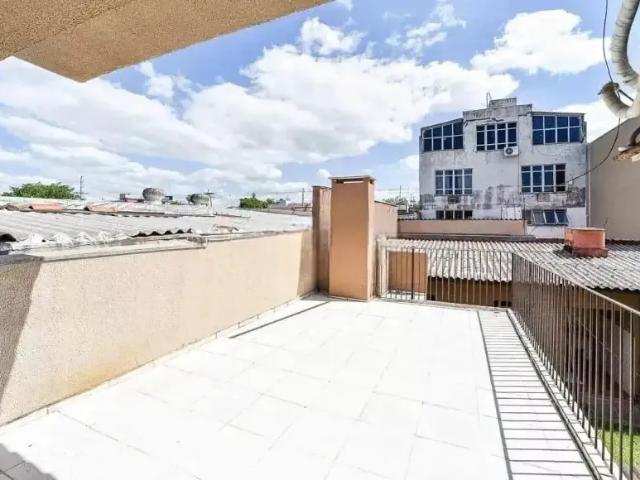 Casa / Sobrado para Locação em Porto Alegre/RS Sarandi 4 Quartos