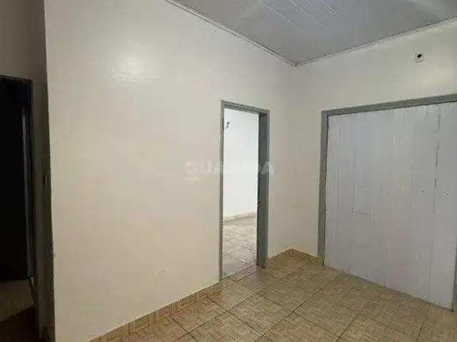 Casa / Sobrado para Locação em Porto Alegre/RS Sarandi 1 Quartos