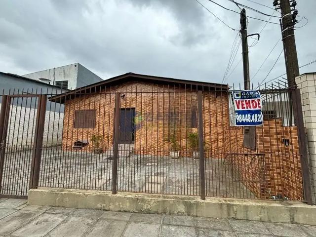 Casa / Sobrado para Locação em Porto Alegre/RS Sarandi 3 Quartos